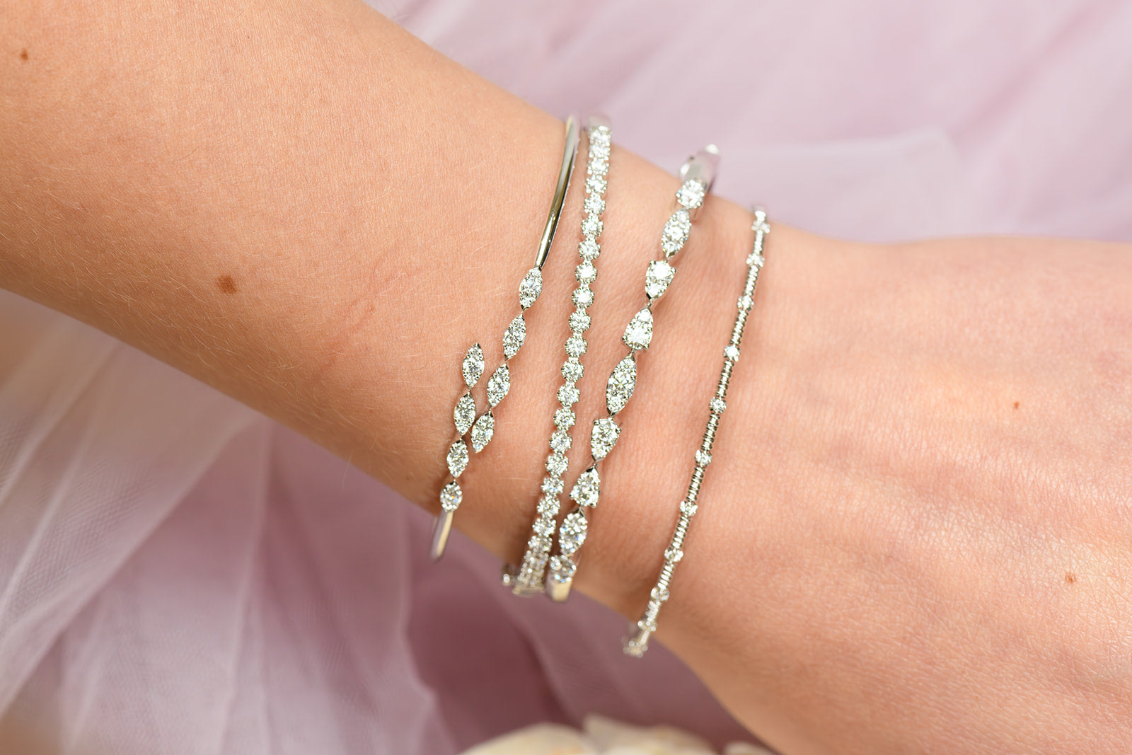 Bracelets – Ross Elliott Jewelers